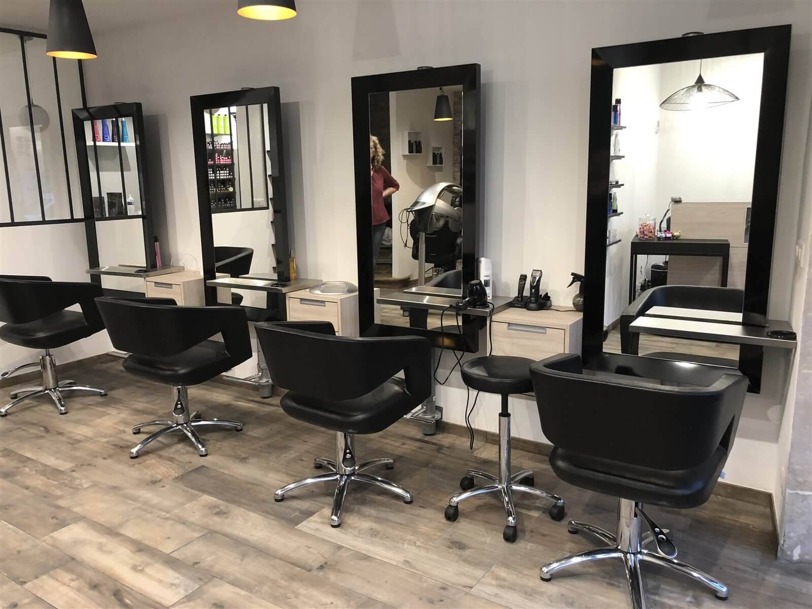 Hair salon combs store